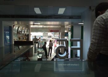 3 Best Mobile Stores in Surat, GJ - ThreeBestRated