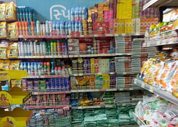 3 Best Supermarkets in Rajkot - Expert Recommendations