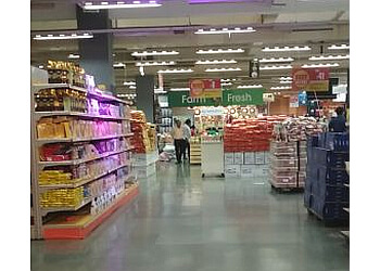 3 Best Supermarkets in Surat - Expert Recommendations