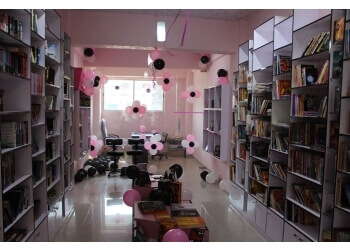 3 Best Libraries in Surat - Expert Recommendations