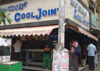 3 Best Fast Food Restaurants in Bengaluru - Expert Recommendations