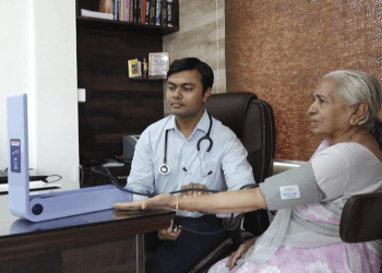 3 Best Diabetologist Doctors in Vadodara - Expert Recommendations