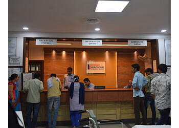 3 Best Neurosurgeons in Kanpur - Expert Recommendations