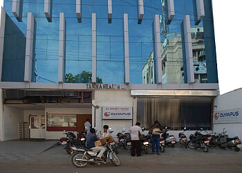 विशेषज्ञों की सिफारिशें राजकोट के 3 कार्डियोलॉजिस्ट