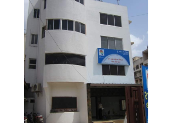 3 Best Neurosurgeons in Rajkot - Expert Recommendations