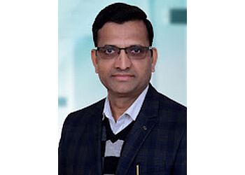 3 Best Kidney Specialist Doctors in Dehradun, UK - ThreeBestRated