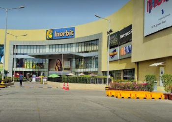 3 Best Shopping Malls in Vadodara - Expert Recommendations