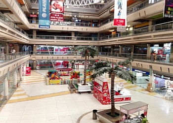 3 Best Shopping Malls in Surat - Expert Recommendations