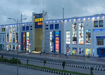 3 Best Shopping Malls in Surat - Expert Recommendations