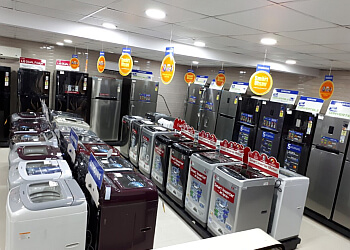 विशेषज्ञों की सिफारिशें नॉएडा के 3 सर्वश्रेष्ठ उपकरण भंडार