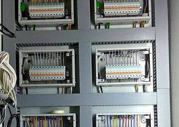 3 Best Electricians in Surat - Expert Recommendations