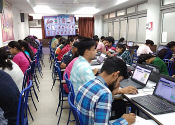 3 Best Coaching Classes in Agra - Expert Recommendations