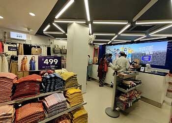 3 Best Clothing Stores in Varanasi - Expert Recommendations