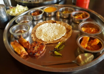 3 Best Non Veg Restaurants in Rajkot - Expert Recommendations