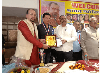 3 Best Astrologers in Amritsar - Expert Recommendations