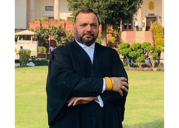 अमृतसर के 3 सर्वश्रेष्ठ कॉर्पोरेट वकील - ThreeBestRated