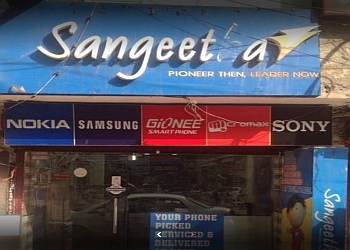 3 Best Mobile Stores in New Delhi - ThreeBestRated