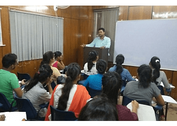 3 Best Coaching Classes in Lucknow - Expert Recommendations