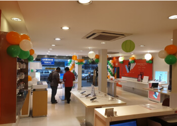 3 Best Mobile Stores in Bengaluru - Expert Recommendations