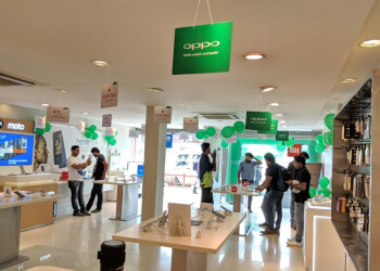 3 Best Mobile Stores in Bengaluru - Expert Recommendations