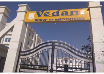 3 Best Engineering Colleges in Kota - Expert Recommendations