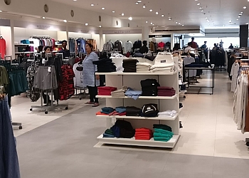 3 Best Clothing Stores in Hyderabad - Expert Recommendations